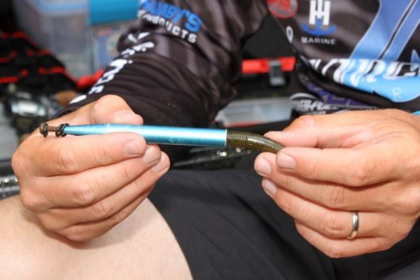 Seaguar Hookpoints - The Wacky Rig with Stetson Blaylock