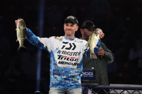 Bass Pro Tips for Fishing in Summer - with Randy Howell, Bobby Lane ...