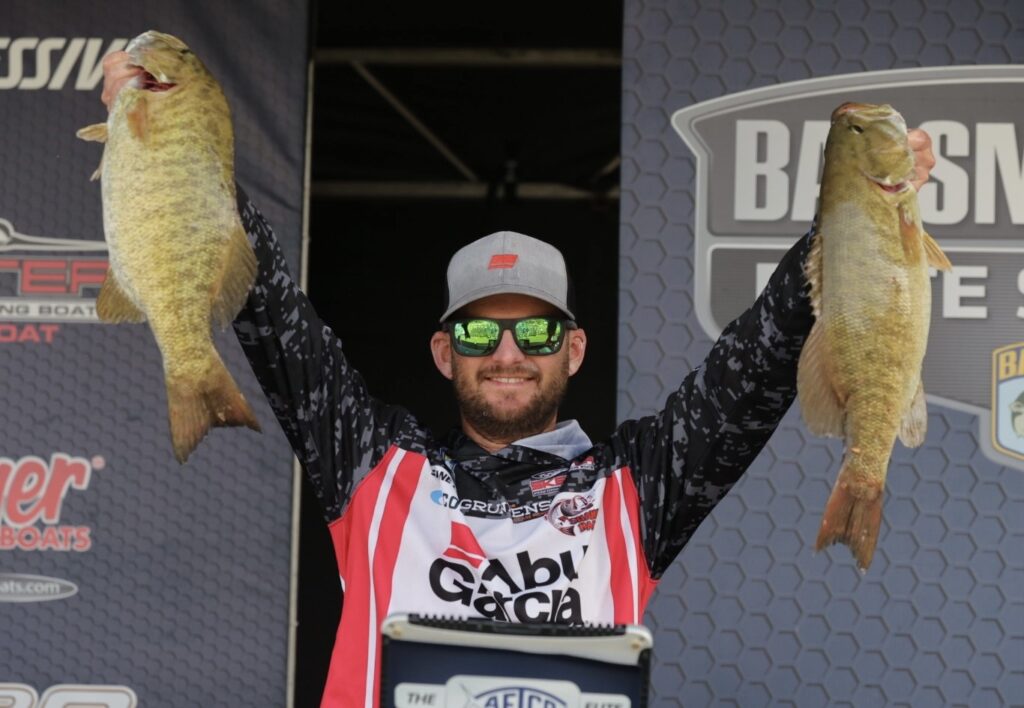 Shane LeHew takes Day One Lead at 2023 Bassmaster Elite Series Lake St ...